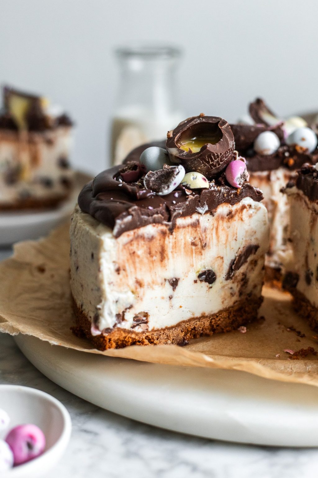 45 Best NO BAKE Easter Dessert Recipes (Cute Easter Dessert Ideas!)